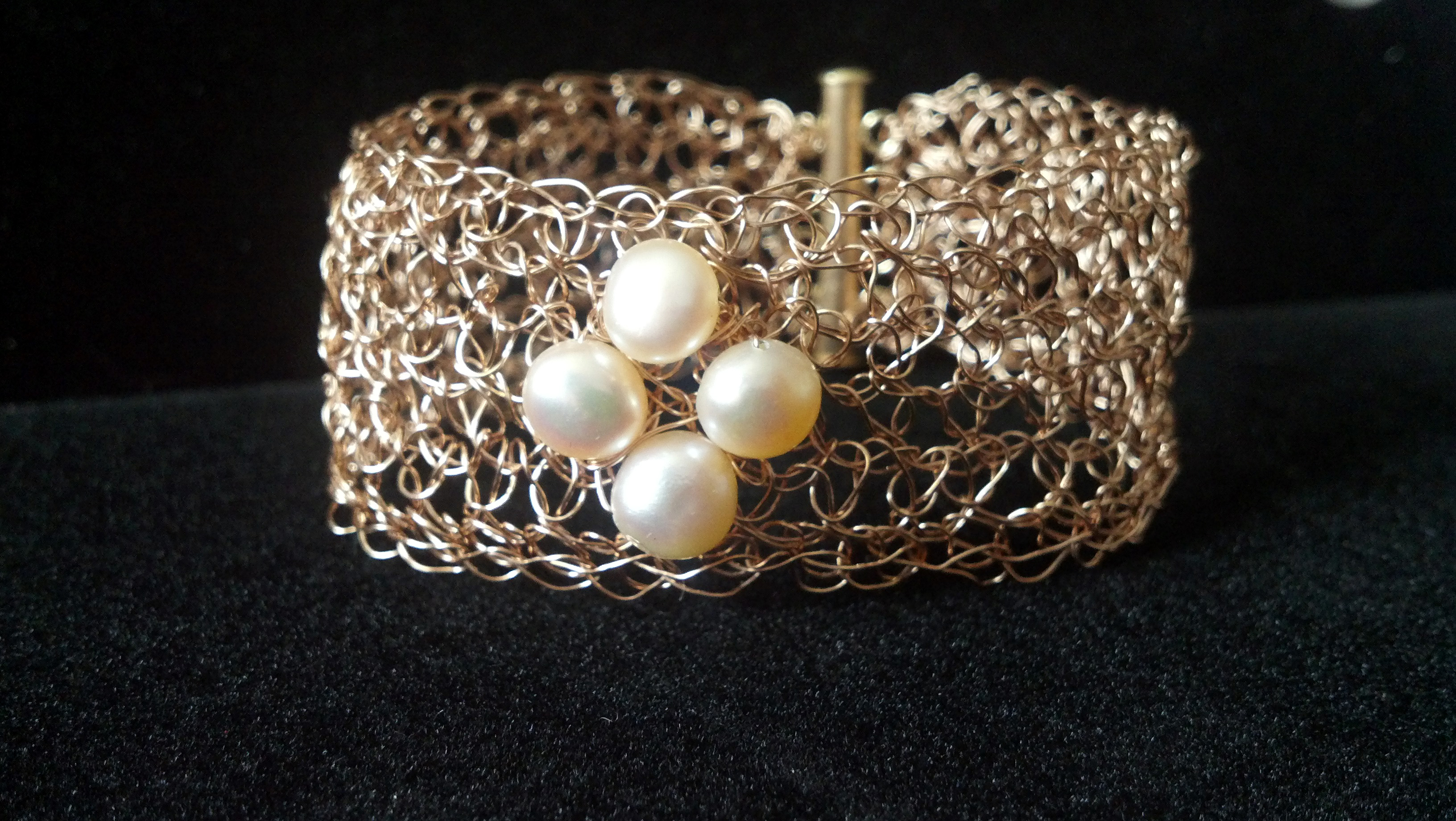 Rosy Pearl Cuff – Jewelry Making Journal
