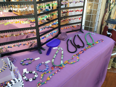 Distinctive Purple Booth & Gift Packaging – Jewelry Making Journal