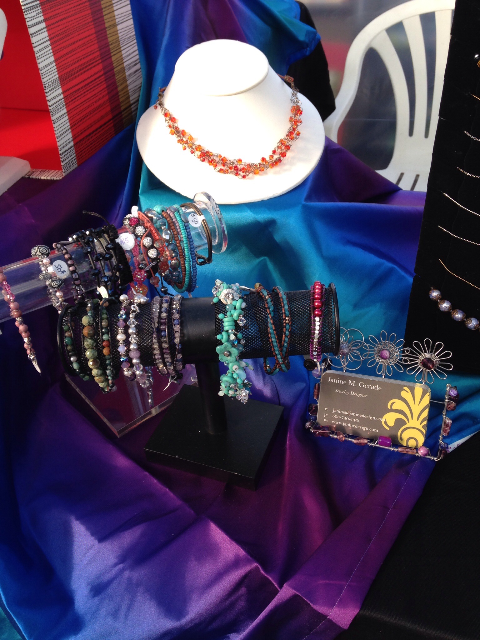 Displays with a Pop of Color! – Jewelry Making Journal