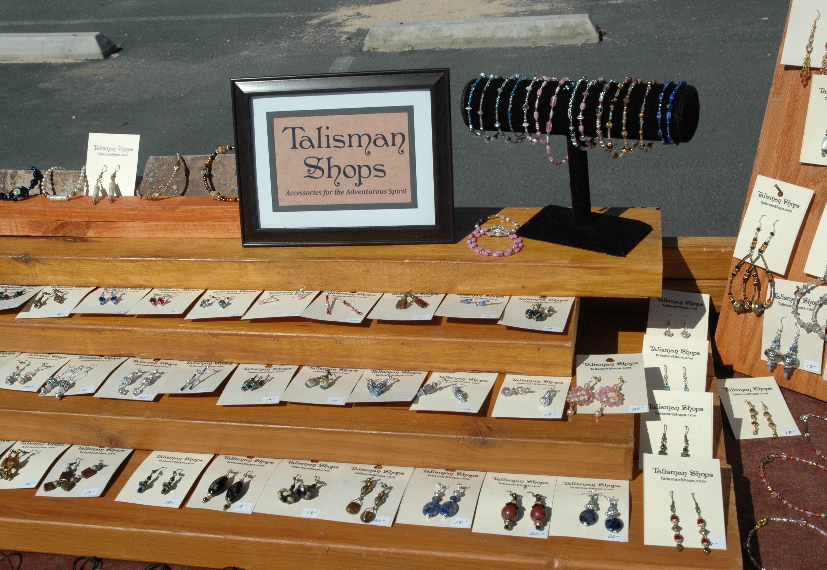 The Emergency “Nearly No Cost” Booth Set Up – Jewelry Making Journal
