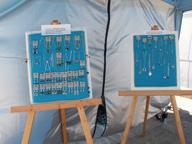 Easy Easel Displays – Jewelry Making Journal