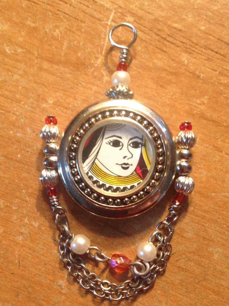 Fun Way to Repurpose an Old Wrist Watch – Jewelry Making Journal