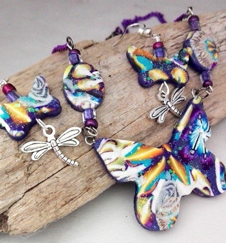 Blue Flowers in Polymer Clay – Jewelry Making Journal