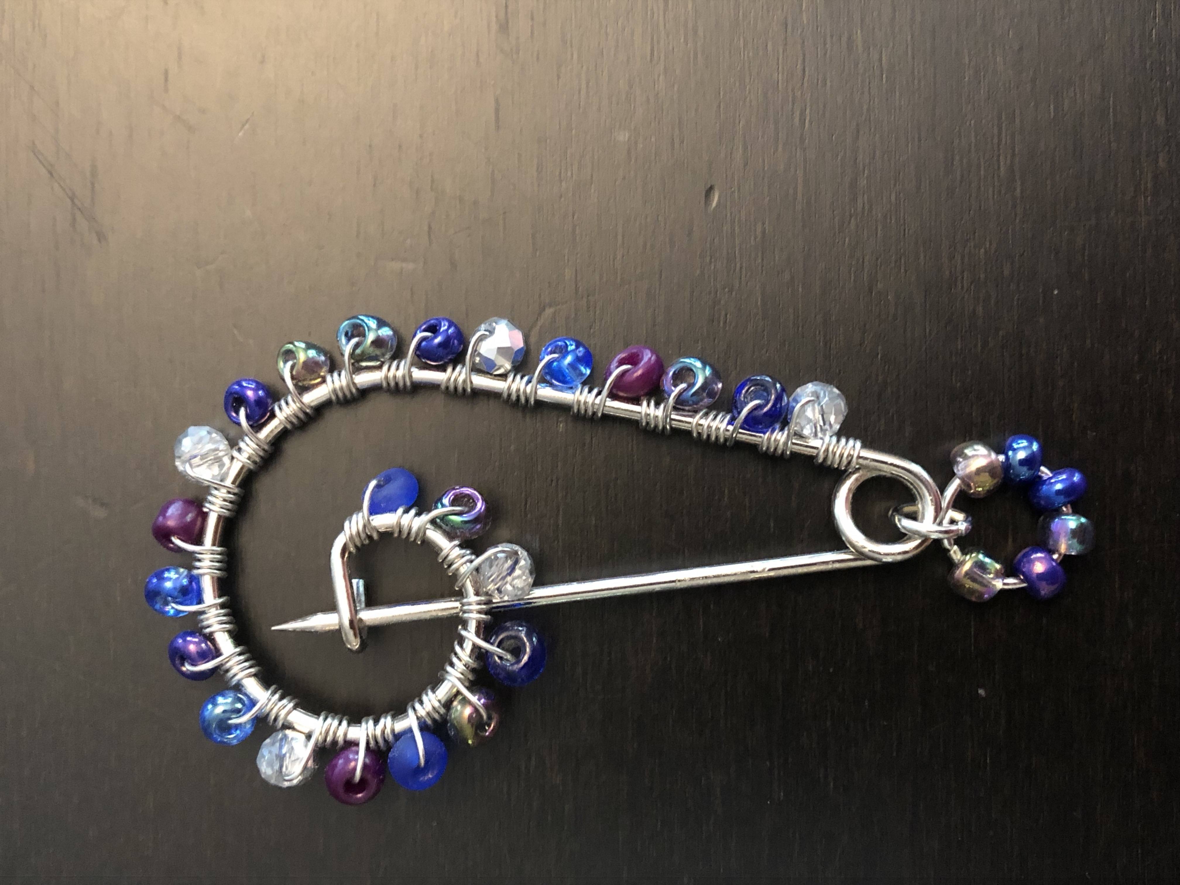Wire-Wrapped/Beaded Kilt Pins – Jewelry Making Journal